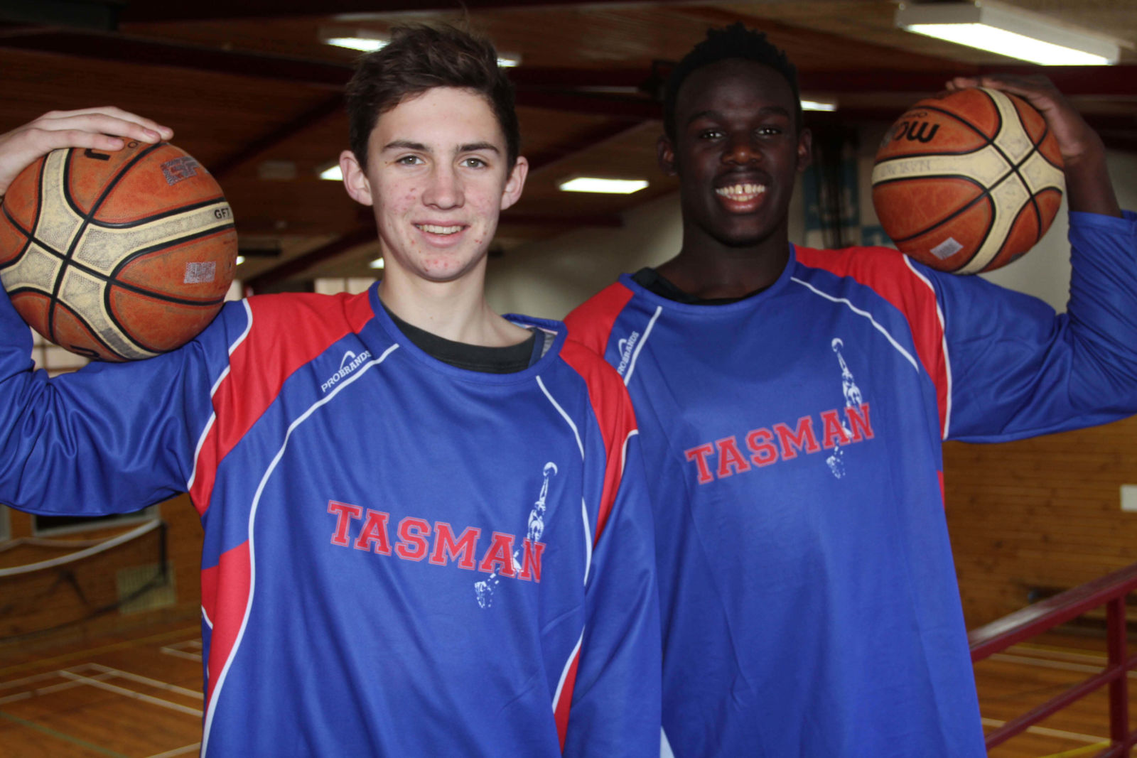 Max and Tyler’s tall basketball order | Nelson Weekly